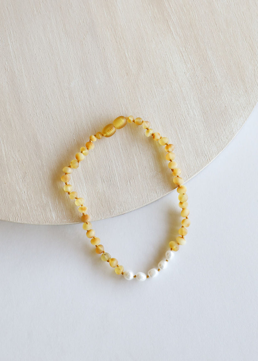 Raw Honey Baltic Amber + Pearl || Necklace – CanyonLeaf
